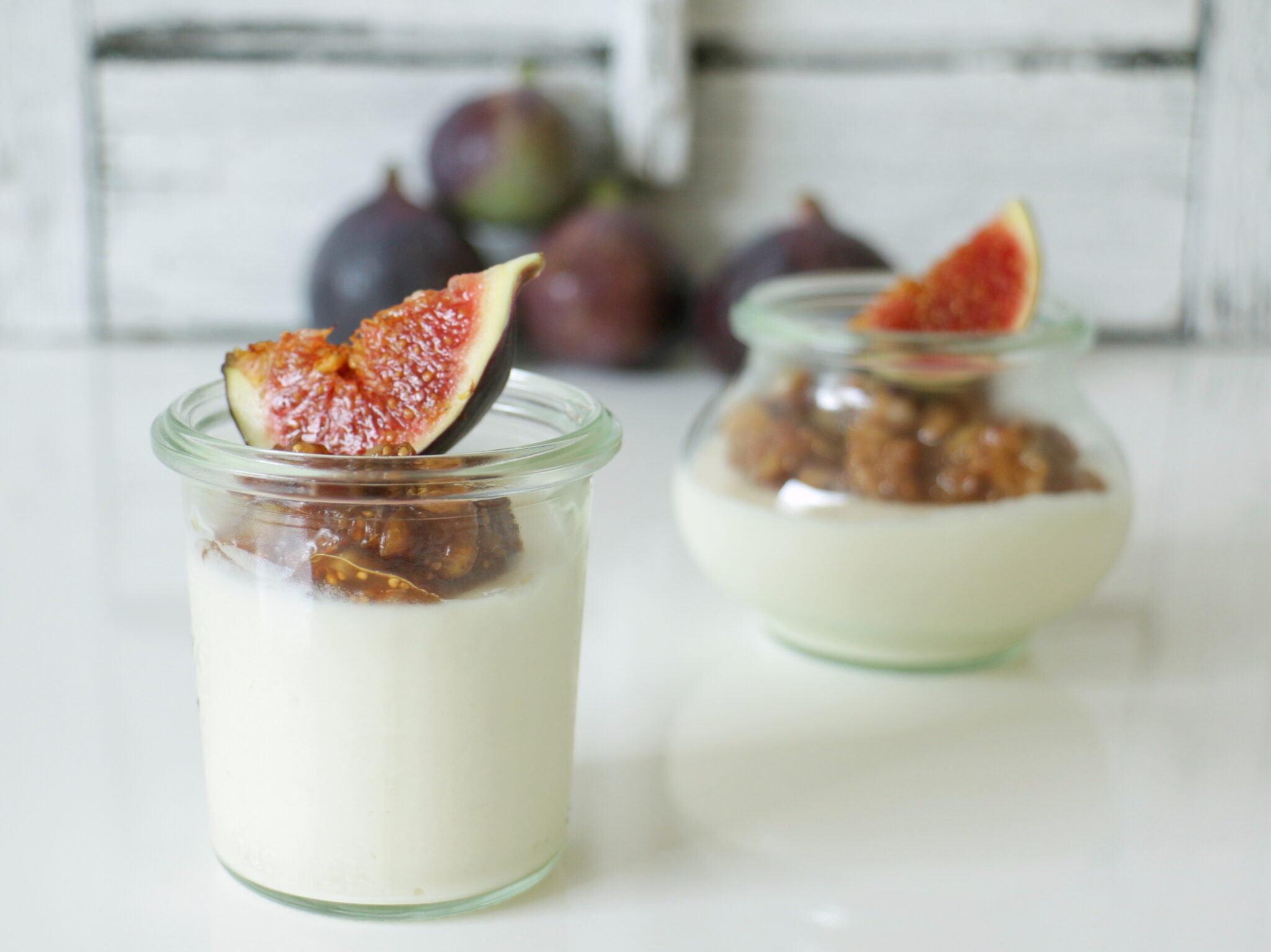 Parmesanmousse mit karamellisierten Feigen - Cookinesi